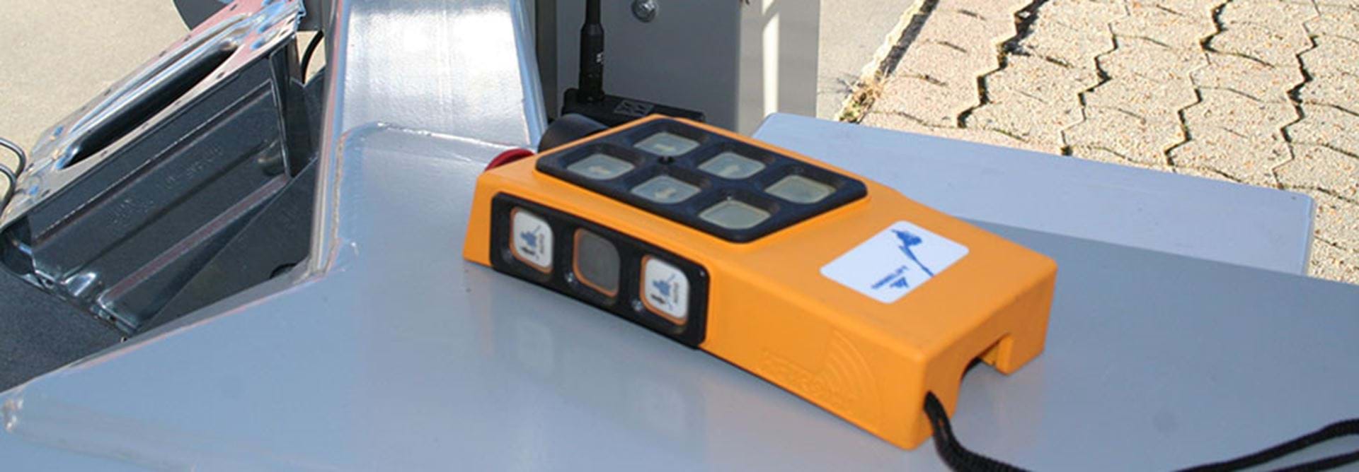 OMMELIFT / Trailer lifts and crawler lifts