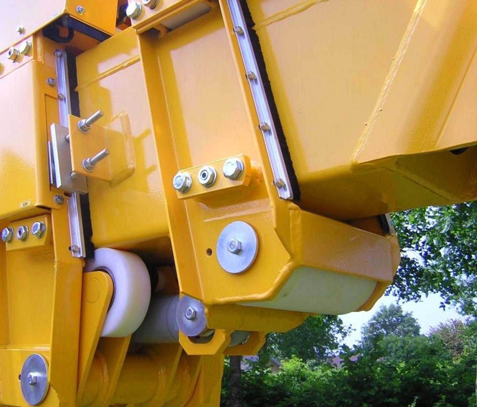 15 m articulated trailer lift