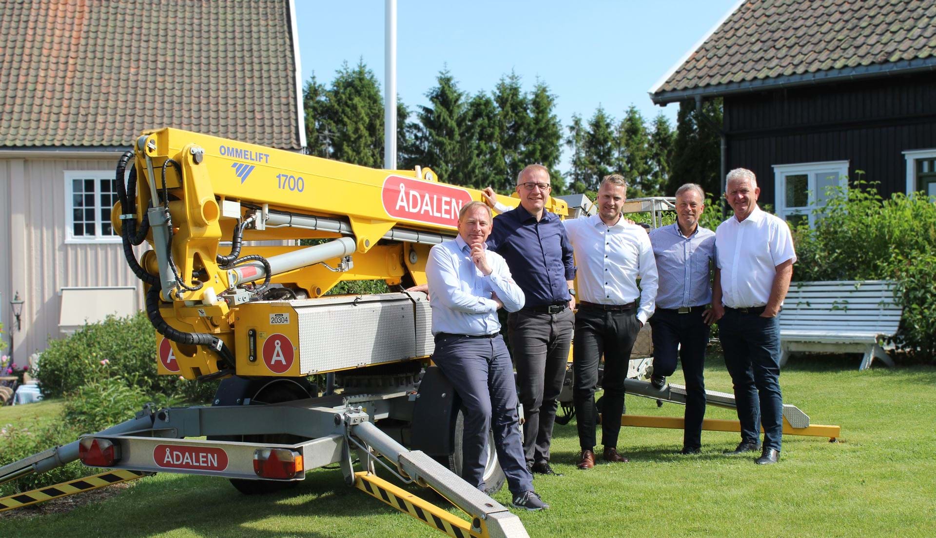 OMMELIFT / Trailer lifts and crawler lifts