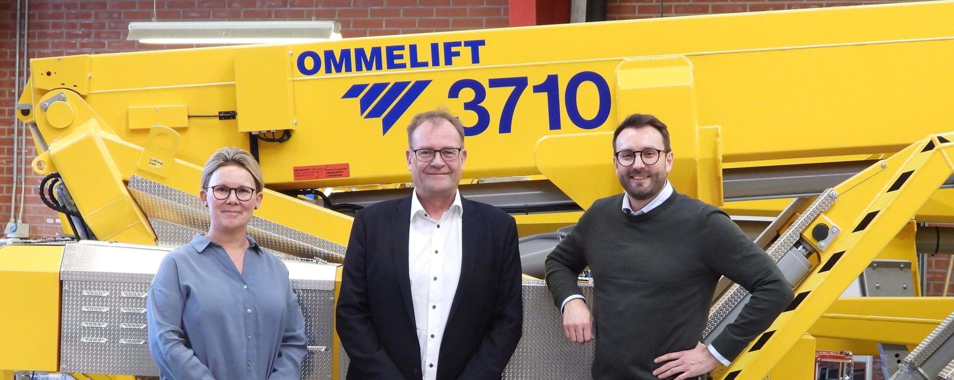 OMMELIFT / Trailer lifts and crawler lifts