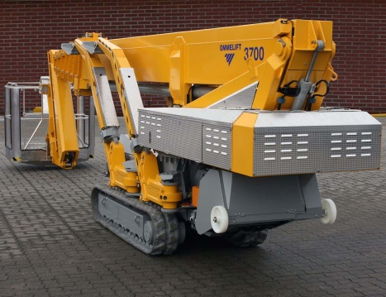 OMME 3700 RJ TELESCOPIC CRAWLER LIFT