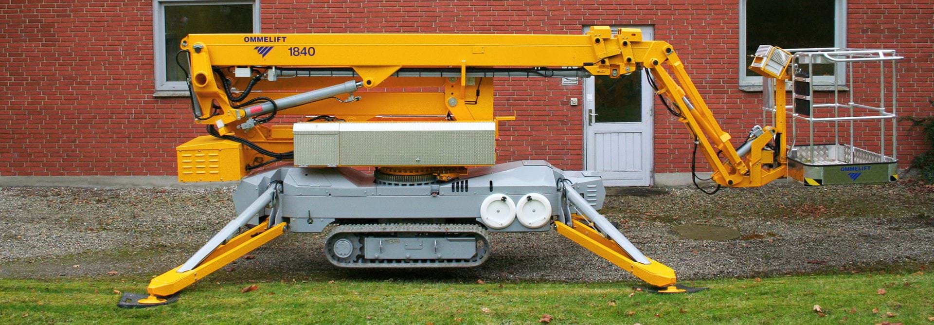 18 m / ft 60' crawler lift