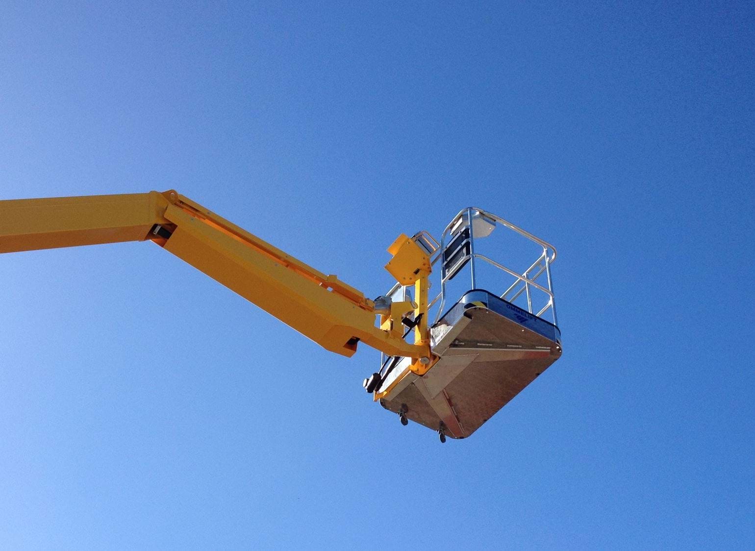 2750 RXJ articulated crawler lift