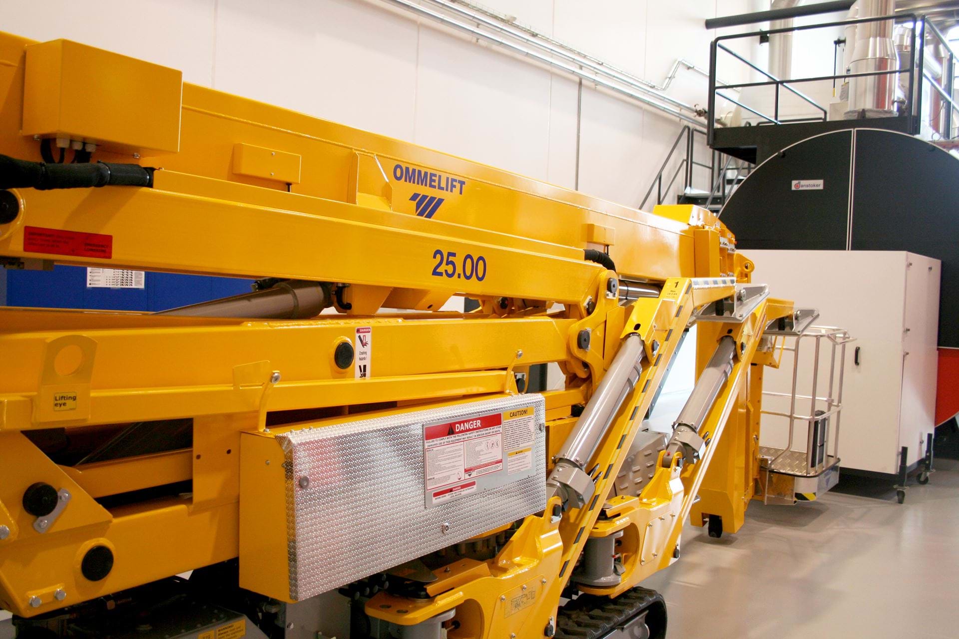 OMMELIFT / Trailer lifts and crawler lifts